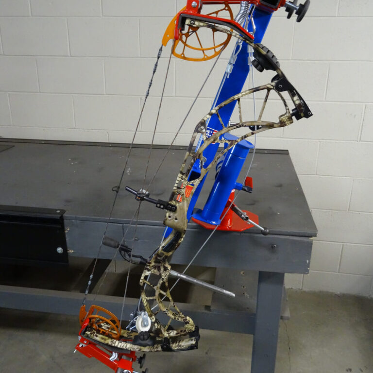 Howard's Ultimate Bow Vise - Total Vise